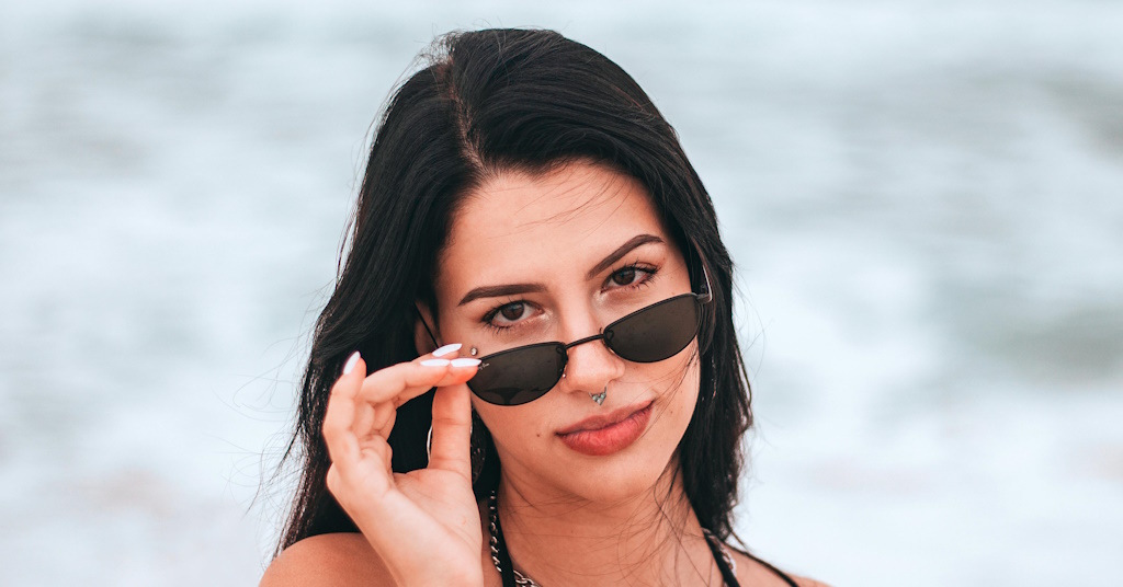 Discover the top 6 best Ray-Ban sunglasses for women - Glasses Direct Blog